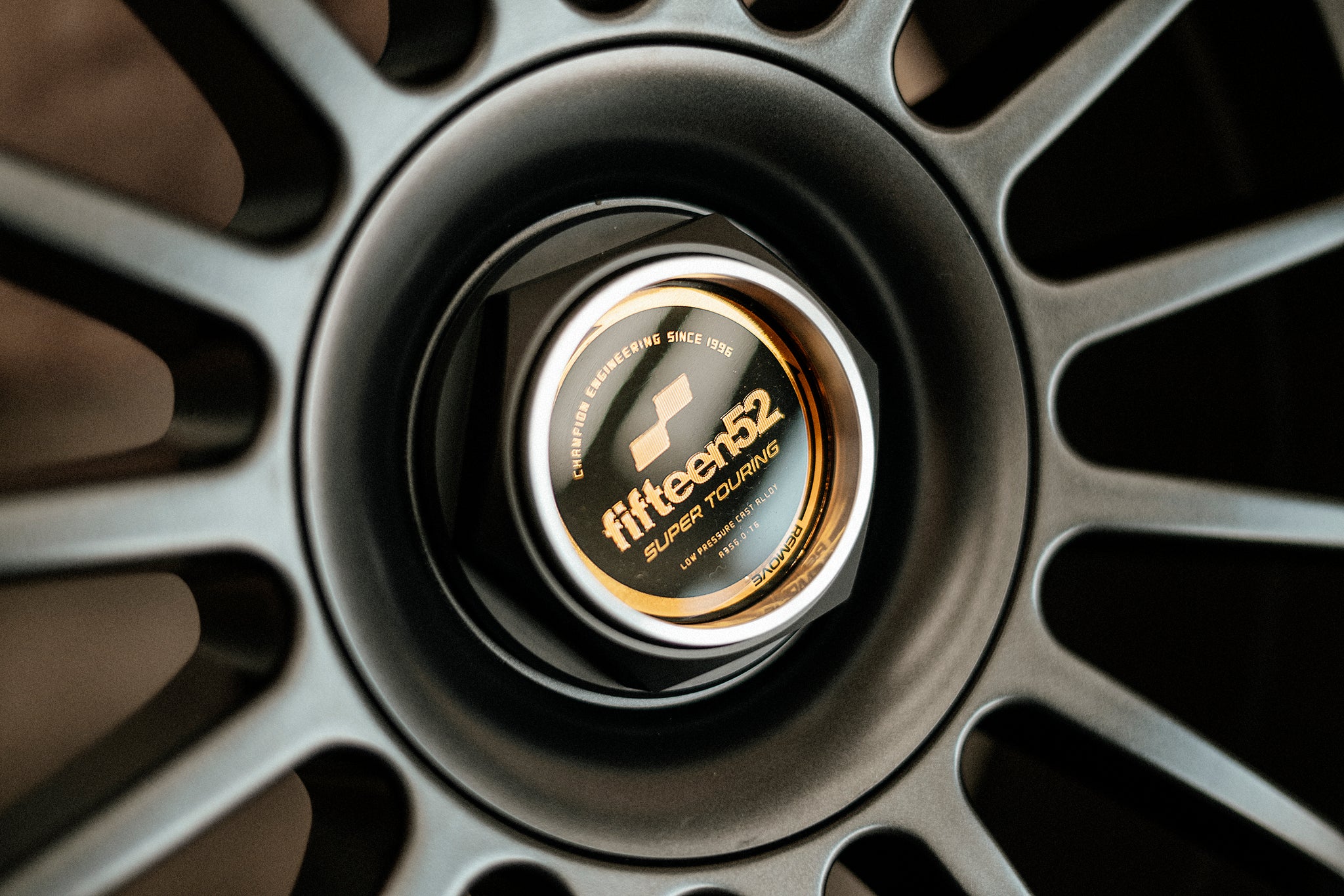 Super Touring Center Cap Set _ Black / Gold – Iconic Wheels Australia